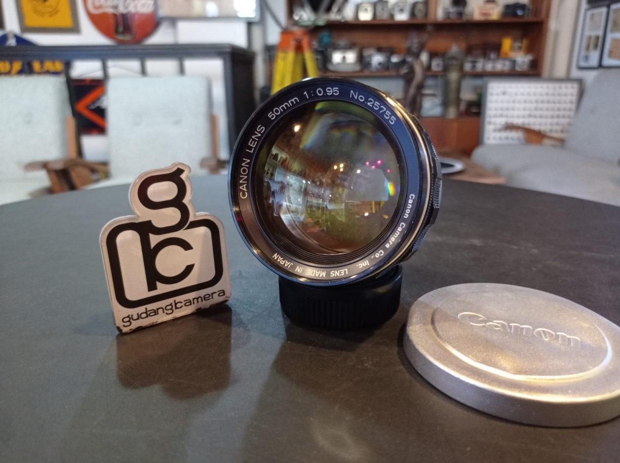 Jual CANON DREAM LENS 50mm F 0.95 FOR LEICA - GOOD CONDITION - 5755 ...